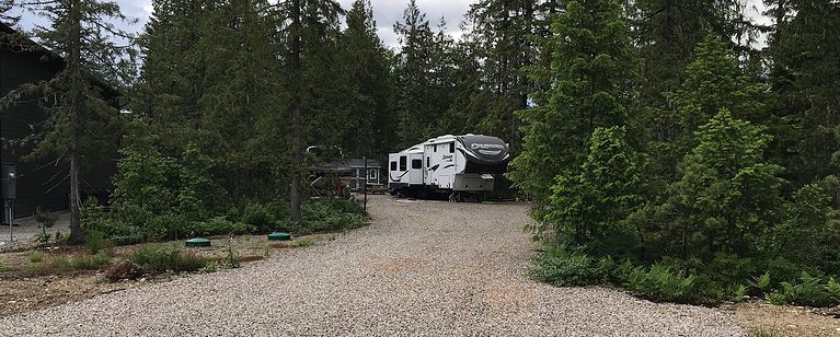 RV Lots (Nightly) – Mabel Lake Golf